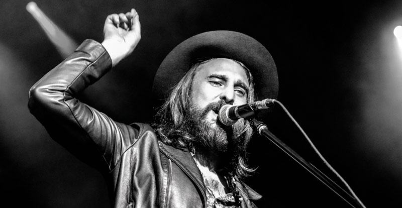 Un 6 de Julio nació Nic Cester - Efemérides rock